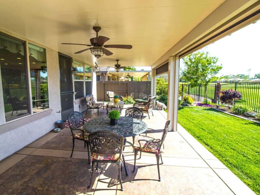 Benefits of Motorized Patio Shades: Convenience & Efficiency